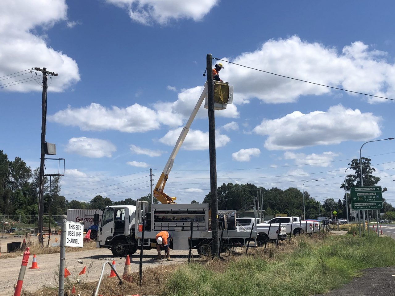 New Harwood 10 Metre Timber Pole Installed - Windsor - Everest Electrical