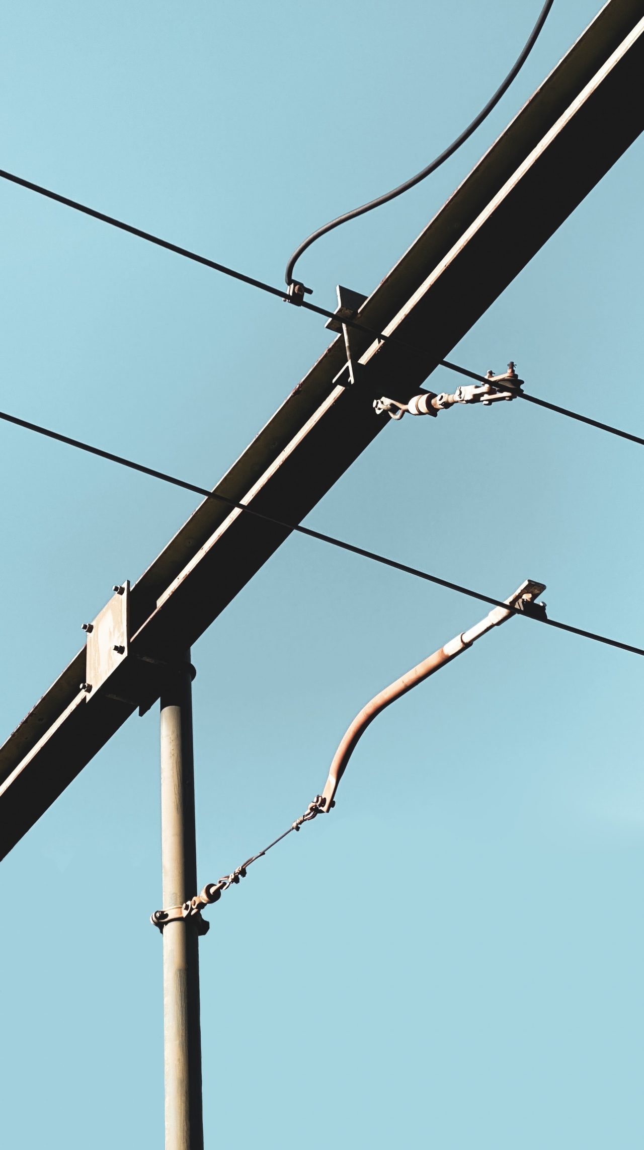 Reasons to Choose a Steel Power Pole - Everest Electrical